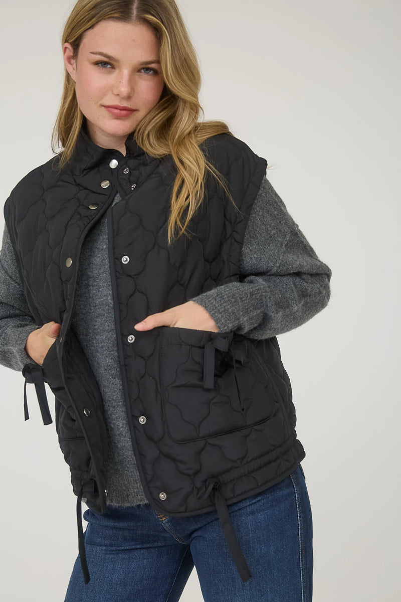 Tie Detail Snap Button-down Quilted Puffer Vest – Gusset America